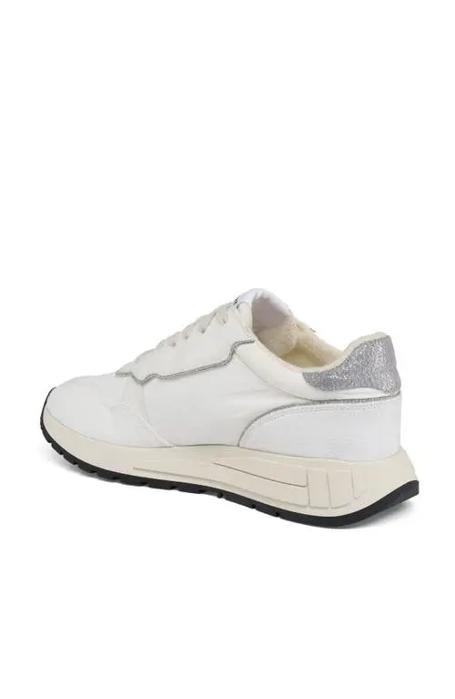 J/SLIDES NYC Sonio Sneaker - White