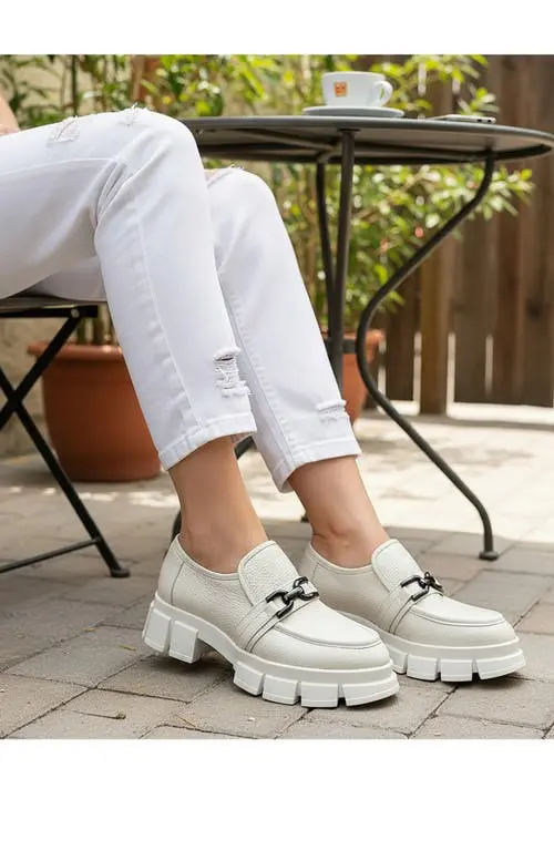 BEAUTIISOLES Raquel Platform Loafer - Offwhite