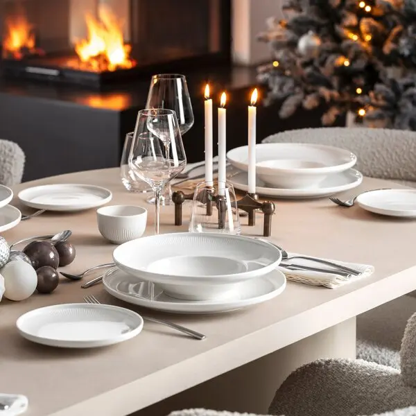 VILLEROY & BOCH Afina Deep Coupe Plate, 11.5