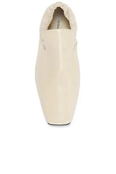 TOTEME Elastic Back Leather Loafer