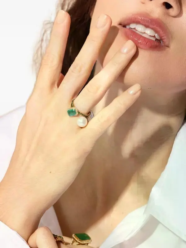 Shay 18k Yellow Green Garnet Ring