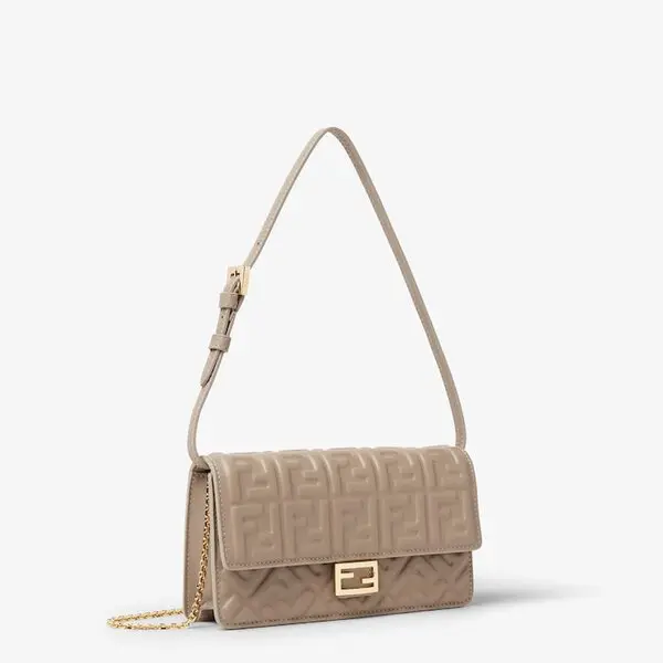 Fendi Wallet On Chain Baguette