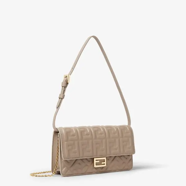 Fendi Wallet On Chain Baguette
