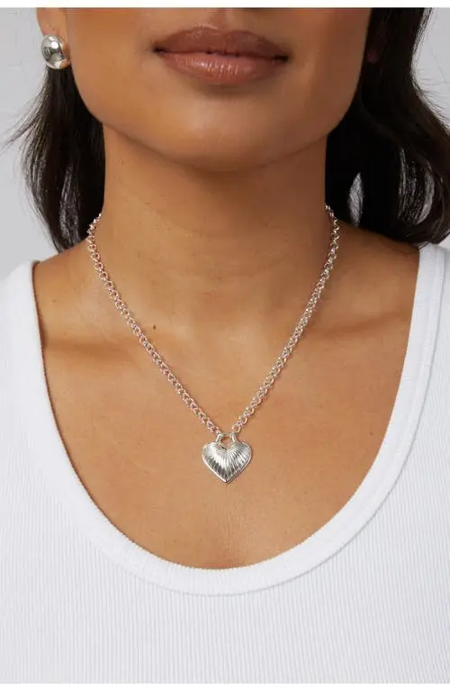 MIRANDA FRYE Juliet Heart Pendant Necklace - Silver