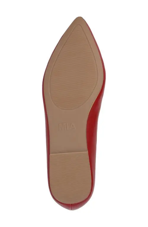 Mia Avi Pointed Toe Flat