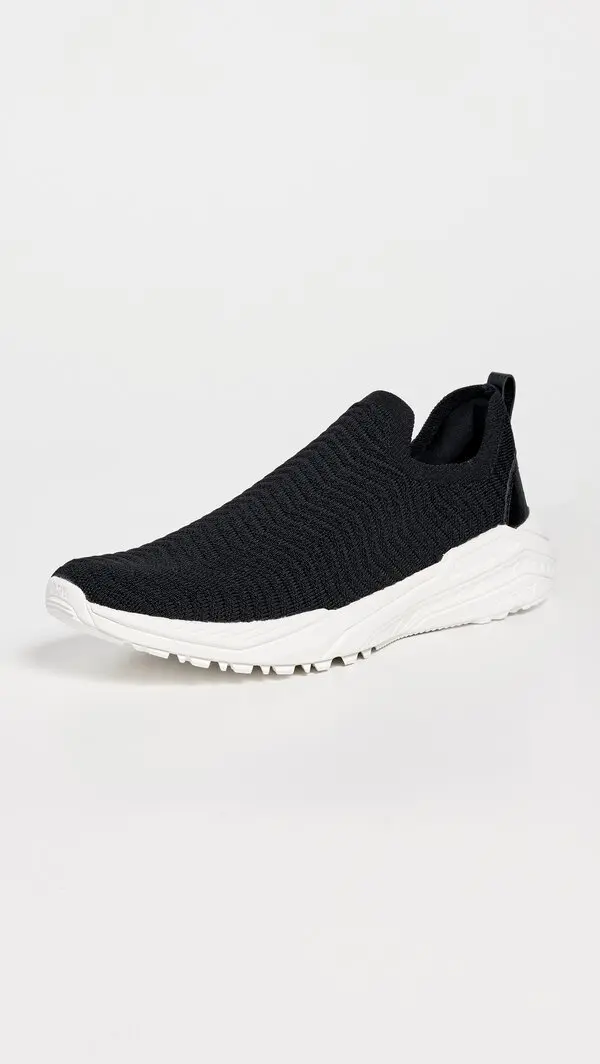 Apl Techloom Traveler Slip-on Sneakers - Black/ivory