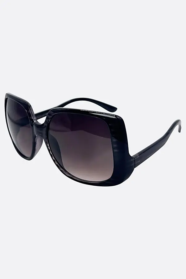GIANT VINTAGE SUNGLASSES Giant Vintage Fashion Square Sunglasses - Black