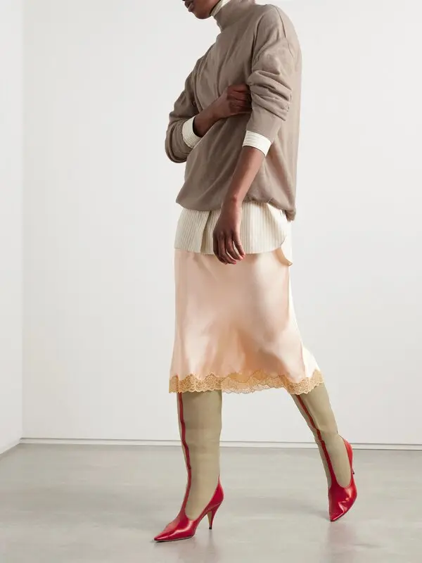 THE ROW Jabari Cashmere Turtleneck Sweater