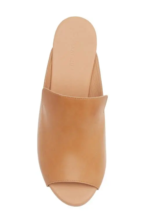 CHOCOLAT BLU Whisper Platform Wedge Sandal - Camel Leather
