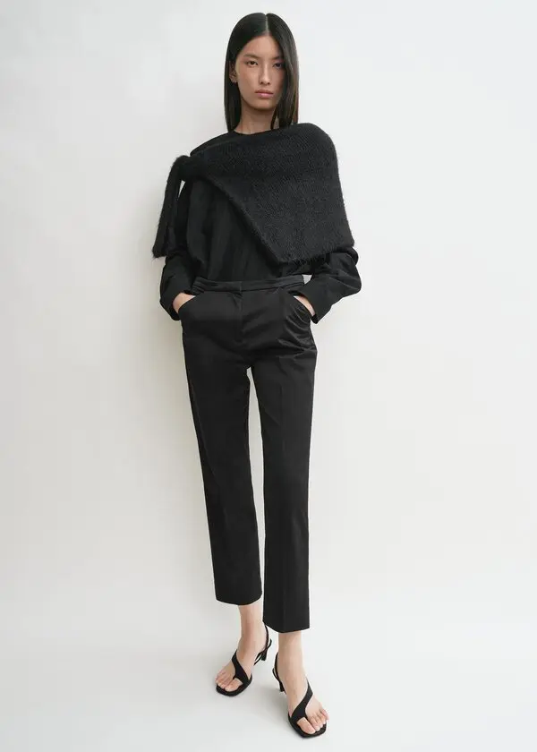TOTEME Cropped Straight Trousers