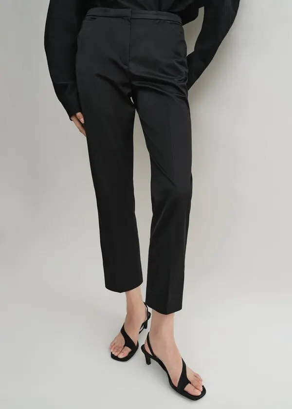 TOTEME Cropped Straight Trousers