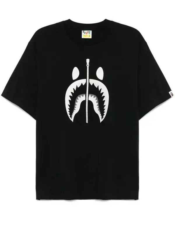 A BATHING APE Shark T-shirt