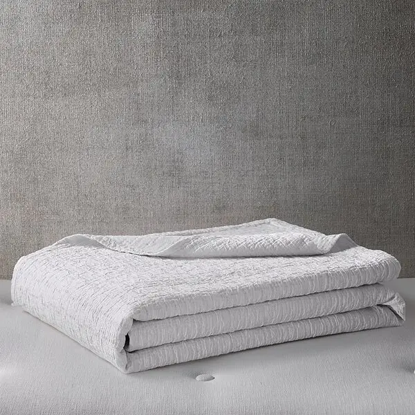 HUDSON PARK COLLECTION Textured Italian Matelasse Coverlet, Full/queen Exclusive - White