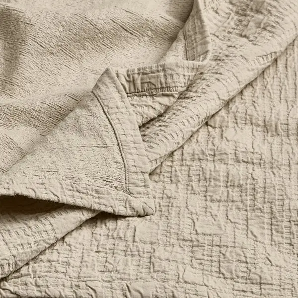 HUDSON PARK COLLECTION Textured Italian Matelasse Standard Sham Set Exclusive - Beige