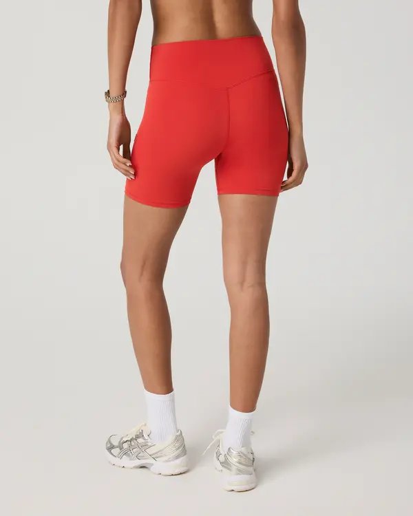 Vuori Alltheform™ 6" Shorts - Crimson