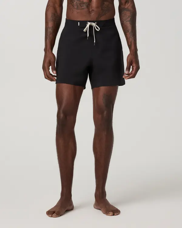 Vuori Cruise Boardshort 5 - Black Solid Waistband