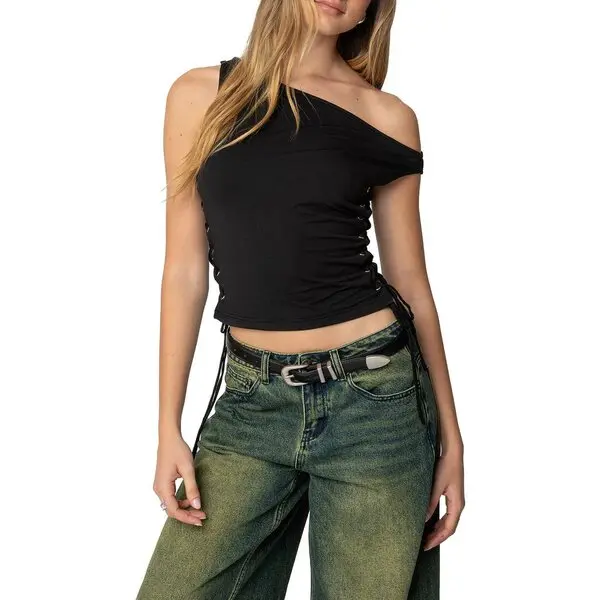 EDIKTED Angi One-shoulder Crop Top