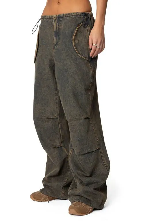 EDIKTED Regine Low Rise Oversize Parachute Jeans