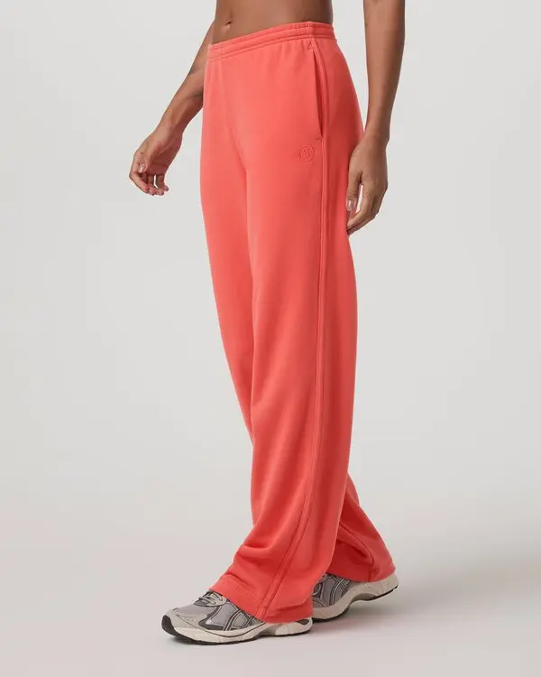 Vuori Sedona Straight Leg Sweatpant - Bright Coral