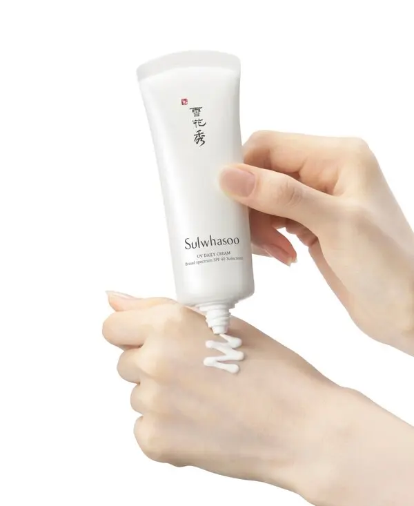 SULWHASOO Uv Daily Cream Broad Spectrum Spf 40 Sunscreen - No Color