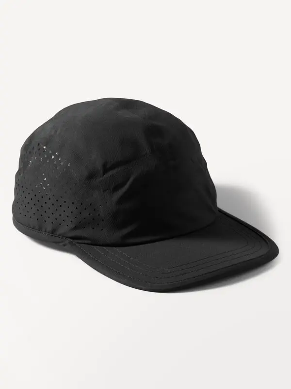 Athleta Pacesetter Run Cap 2.0 - Black
