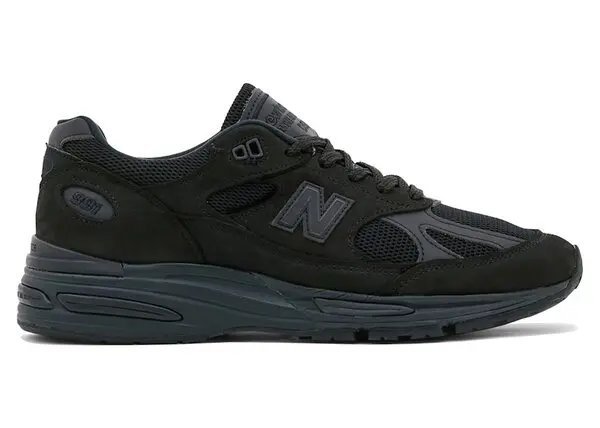 NEW BALANCE 991v2 Miuk Dover Street Market Triple Sneakers - Black