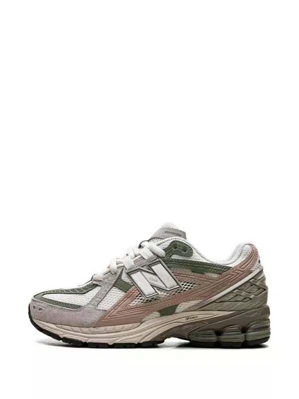 NEW BALANCE 1906u Sneakers - Neutrals