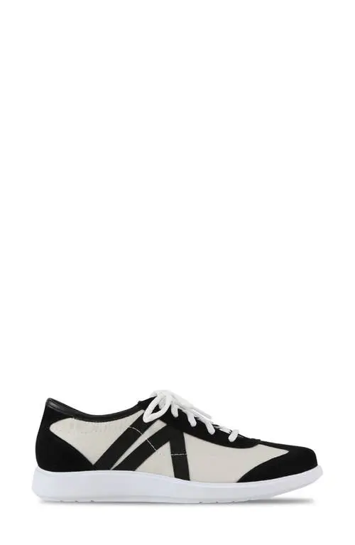 Munro Clemens Sneaker - Black Combo