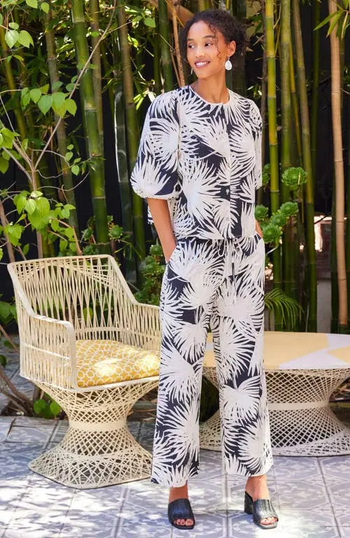 Karen Kane Palm Button-up Top