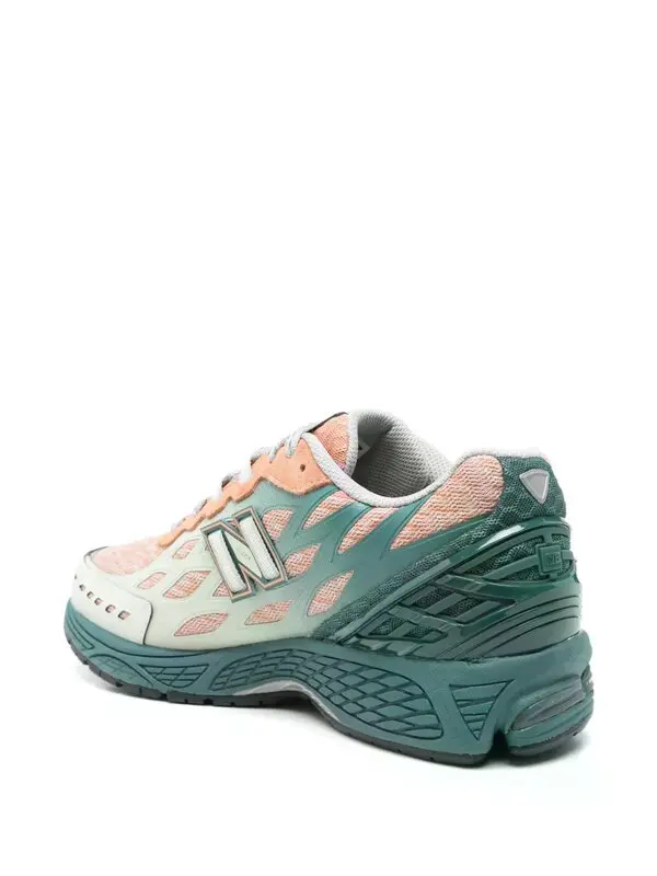 NEW BALANCE 1906w Sneakers - Green