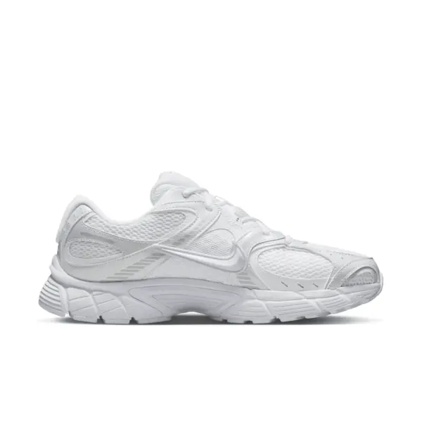 Nike V5 Rnr Sneakers - White