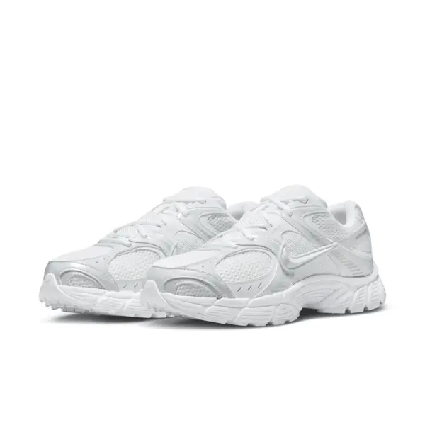 Nike V5 Rnr Sneakers - White