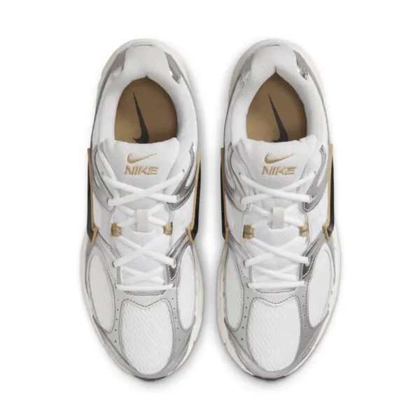 Nike V5 Rnr Sneakers - White