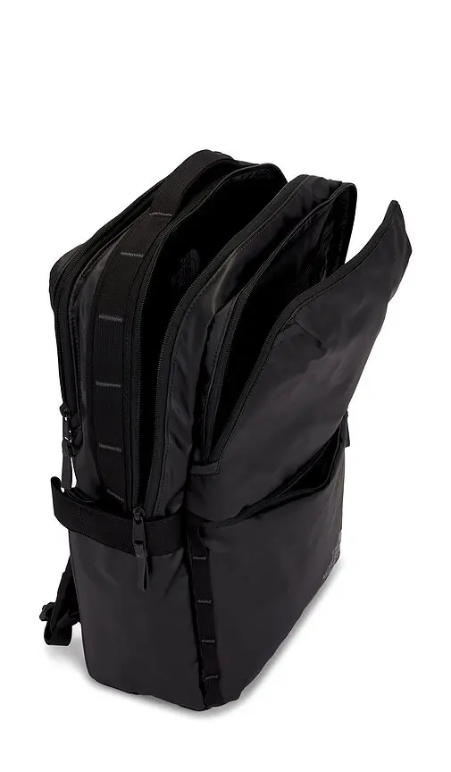 The North Face Base Camp Voyager Daypack - Black