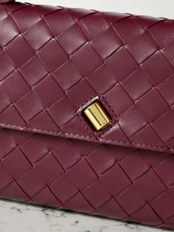 Bottega Veneta Long Andiamo Intrecciato Clutch - Burgundy