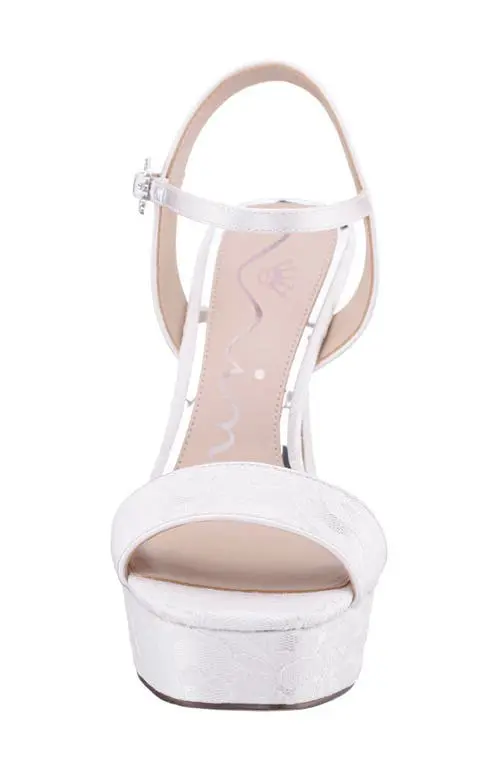 Nina Alma Platform Sandal - Ivory