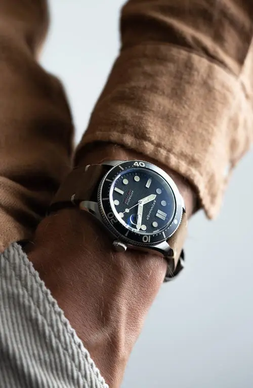 SPINNAKER Croft Midsize Automatic Leather Strap Watch