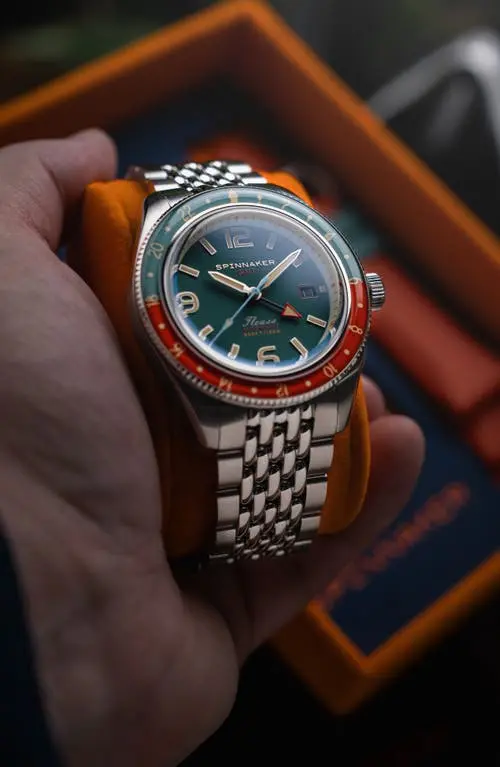 SPINNAKER Fleuss Gmt Automatic Bracelet Watch - Green