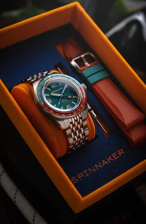 SPINNAKER Fleuss Gmt Automatic Bracelet Watch