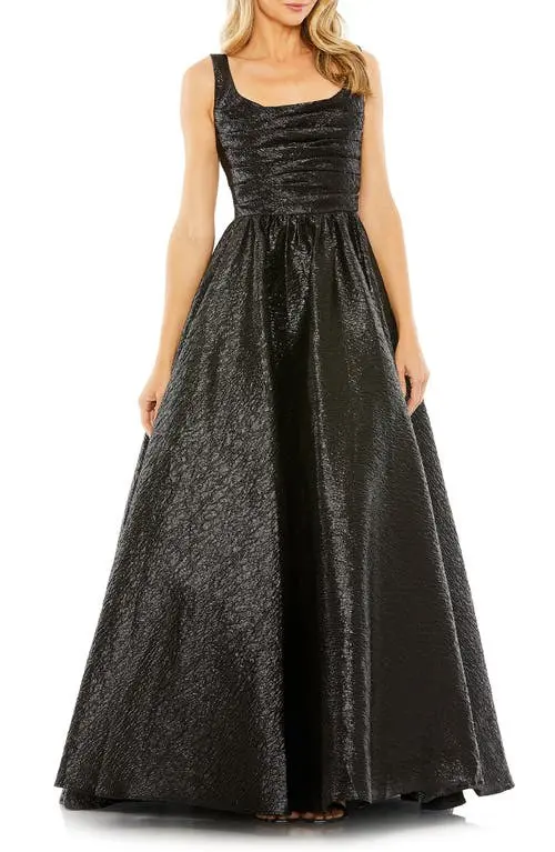 Mac Duggal Metallic Pleated Bodice Ballgown - Black