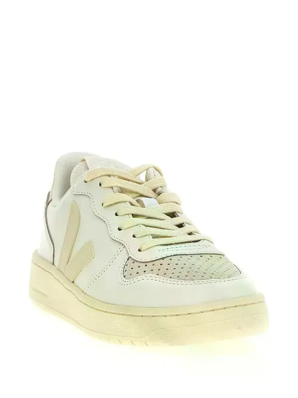 VEJA V-10 Sneakers - Neutrals