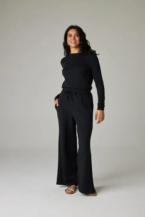EAVOLU Garda Eco-luxe Rib Crew-neck Long Sleeve Top - Slate