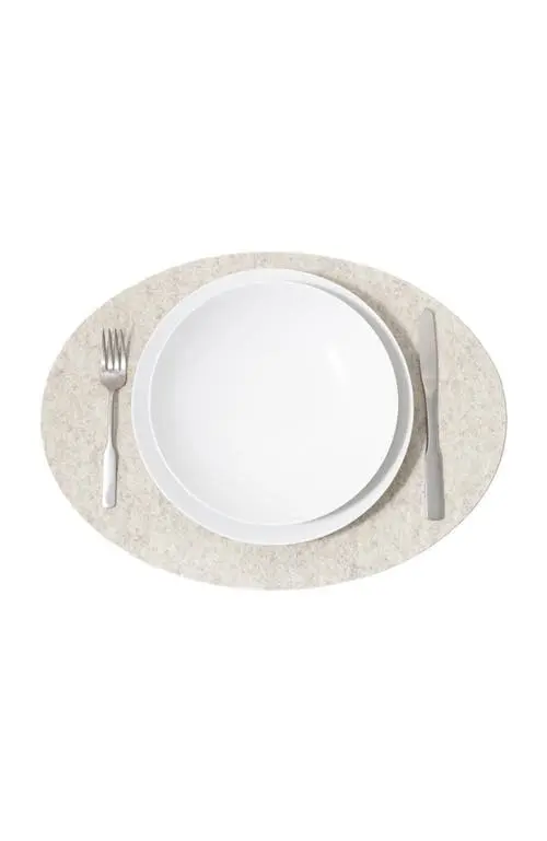 GRAF LANTZ Merino Wool Oval Placemat - Heather White