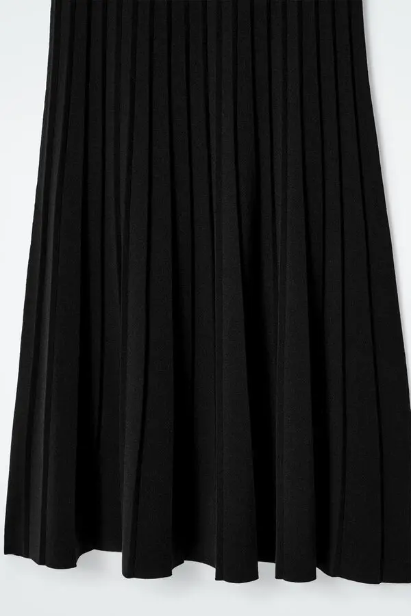 Cos Knitted Pleated Maxi Dress - Black