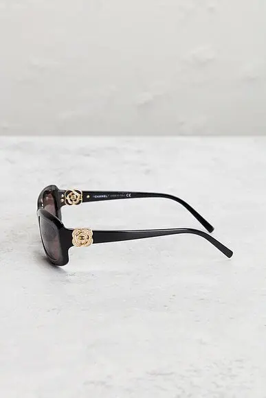 Chanel Interlocking Cc Oversize Sunglasses
