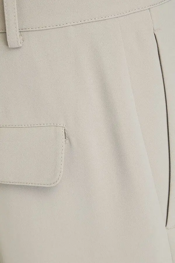 Vince Crepe Straight-leg Pants