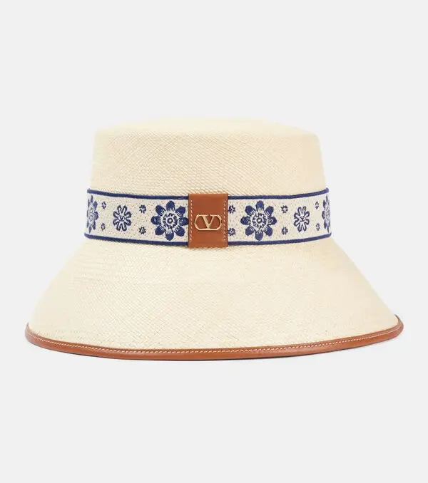 Valentino Garavani Antibes Embroidered Bucket Hat - Beige