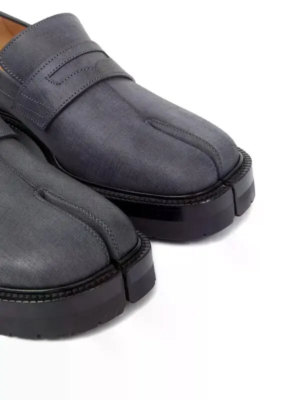 MAISON MARGIELA Tabi Loafers - Black