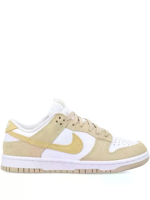 Nike Dunk Low Sneakers - Neutrals