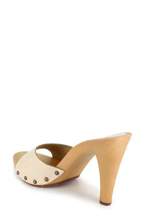 CANDIE'S Antonella Platform Sandal - Beige Patent